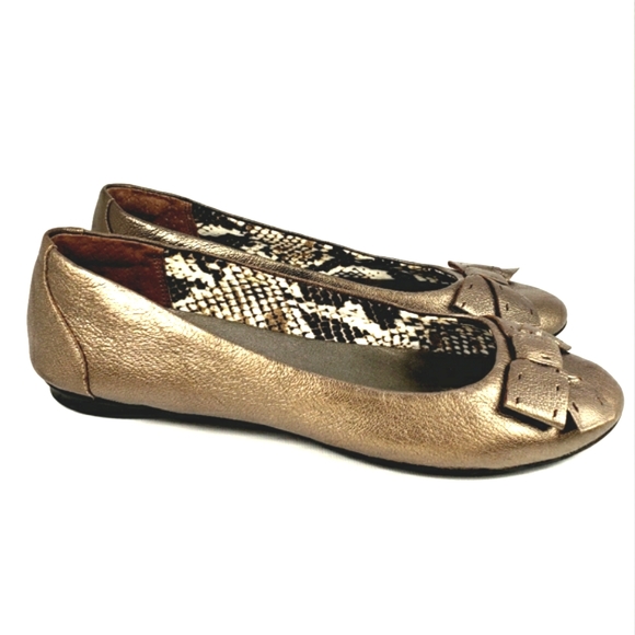 Clarks | Shoes | Clarks Bendables Metallic Bronze Leather Slip On ...